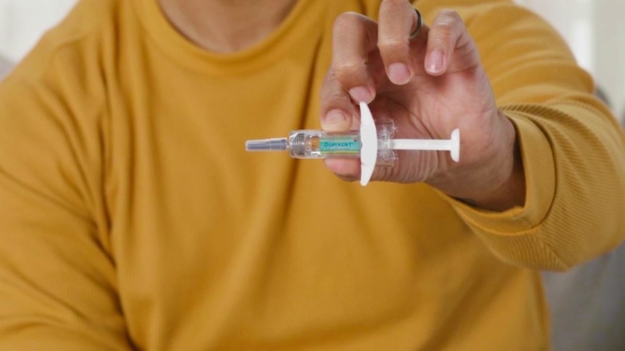 How to Inject a Pre-Filled Syringe | DUPIXENT® (dupilumab)